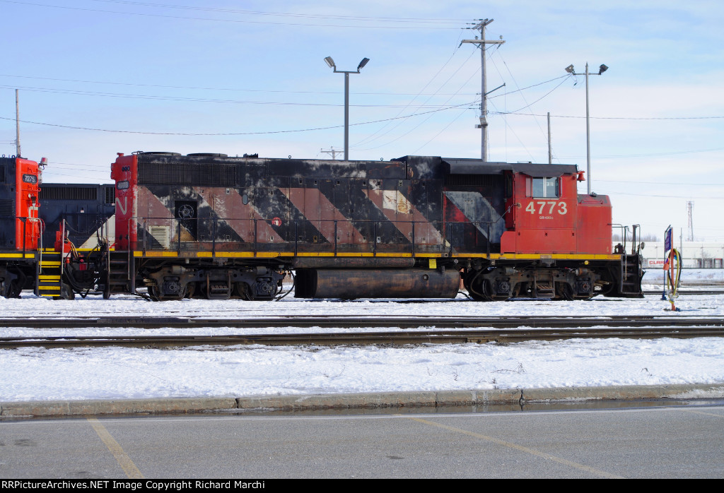 CN 4773
